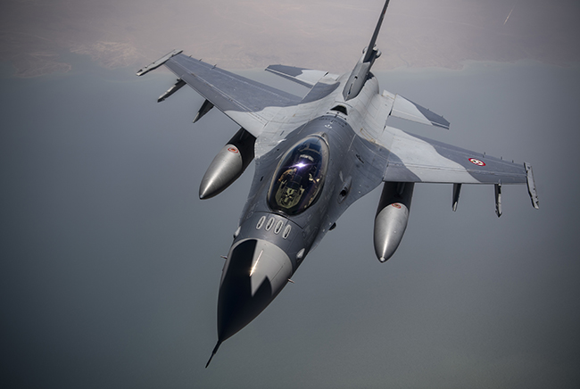 Lockheed Martin Receives $1.1 Billion for Slovak, Iraqi F-16 Programs ...