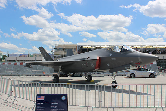Lockheed Looking at Extending the F-35’s Range, Weapons Suite | Air ...