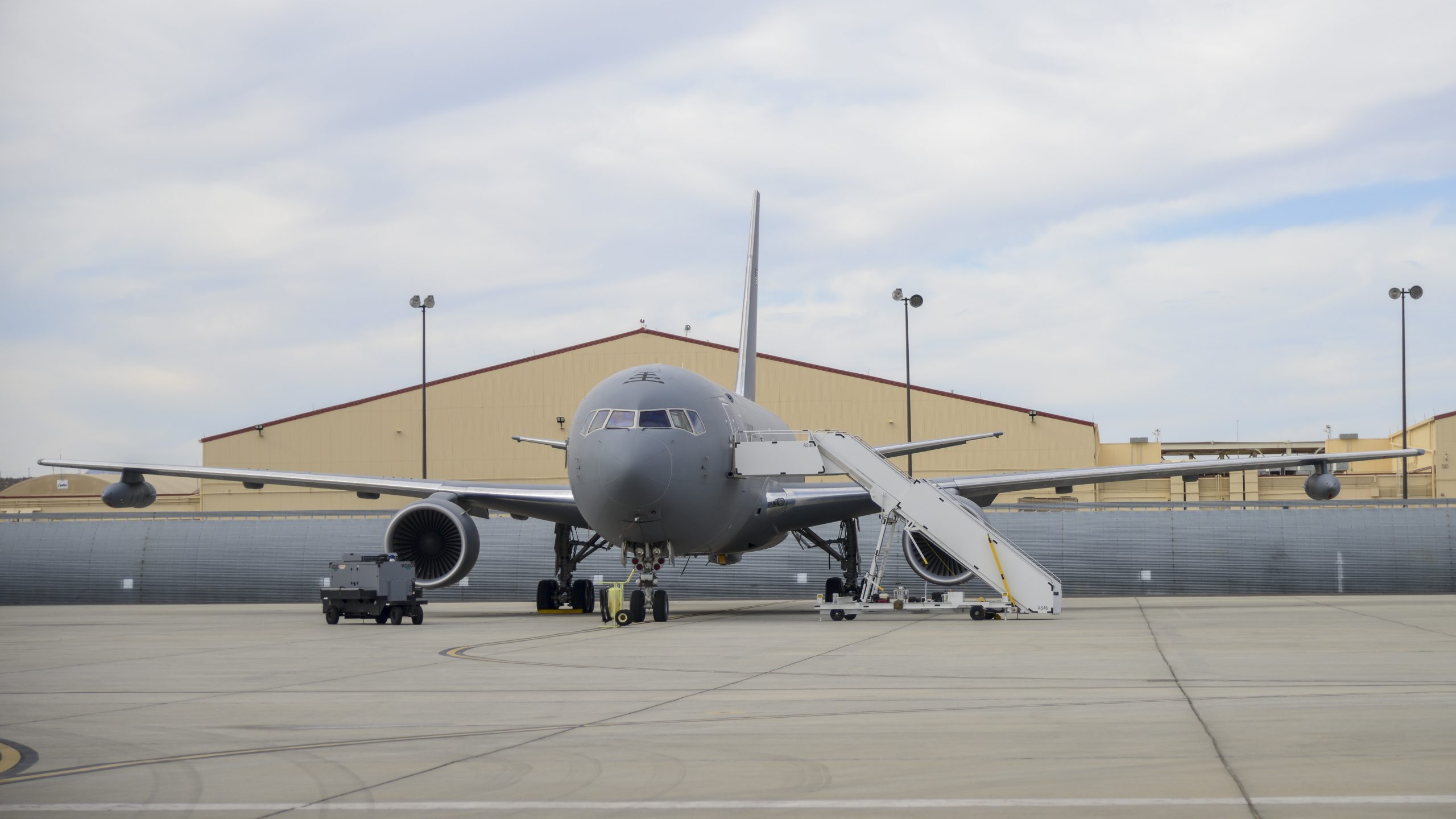 KC-46 Successfully Tests Wing Refueling Pods | Air & Space Forces Magazine