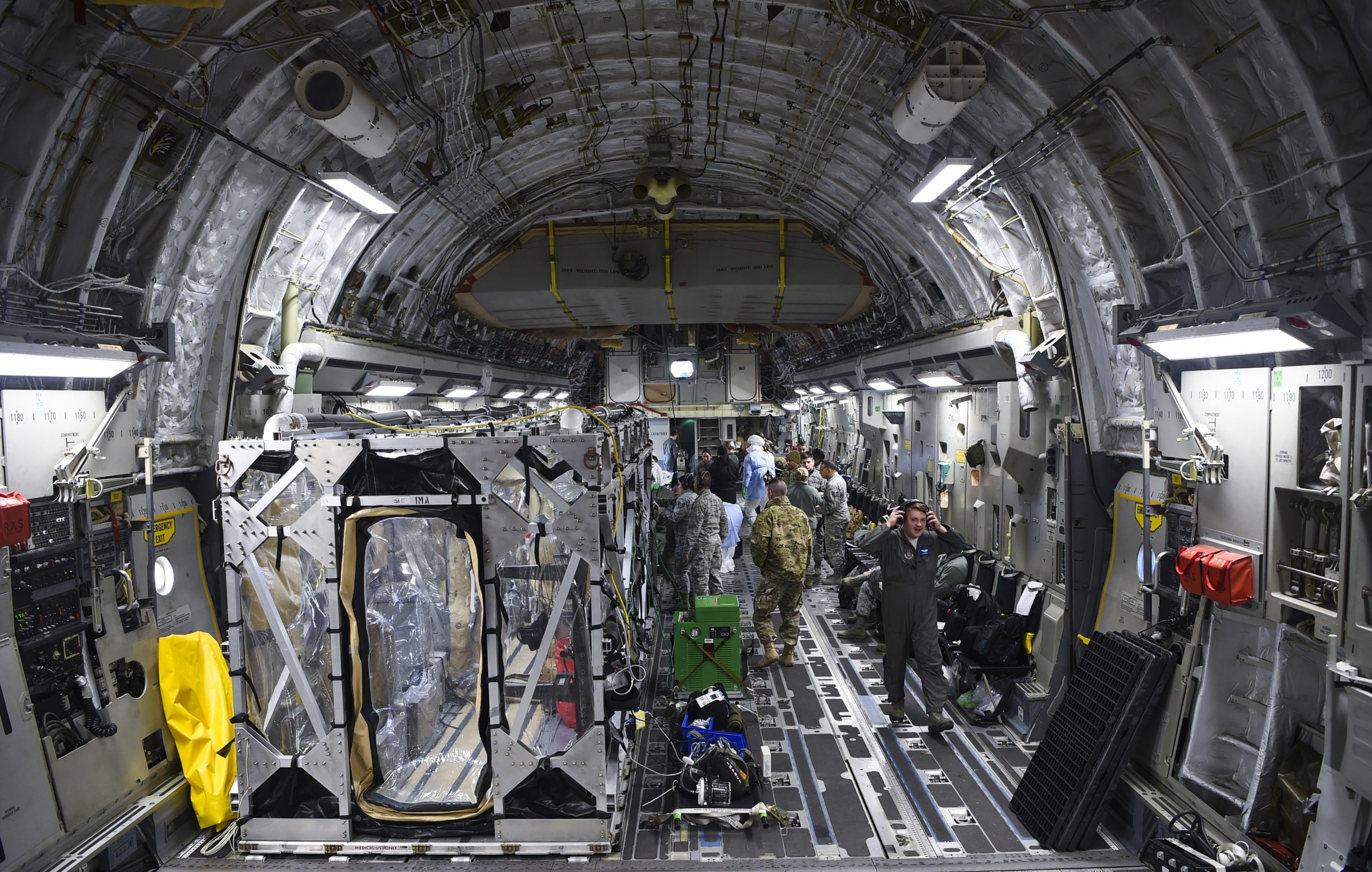 C 17 Interior