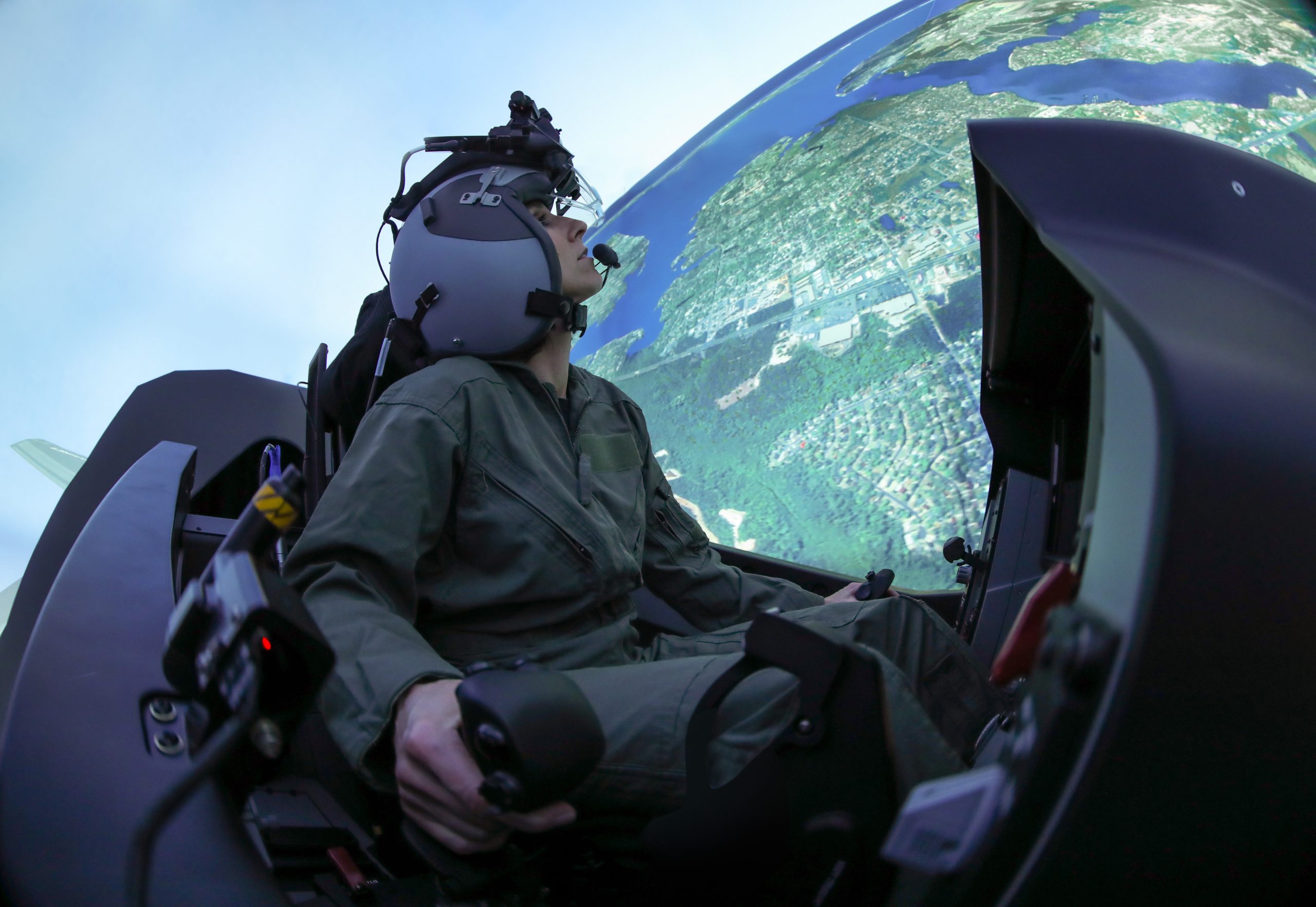 Lockheed Delivers F-35 Distributed Mission Training Capability to the ...
