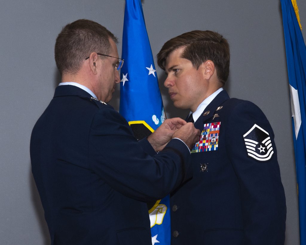 Combat Controller Receives Silver Star for 2013 Battle | Air & Space ...