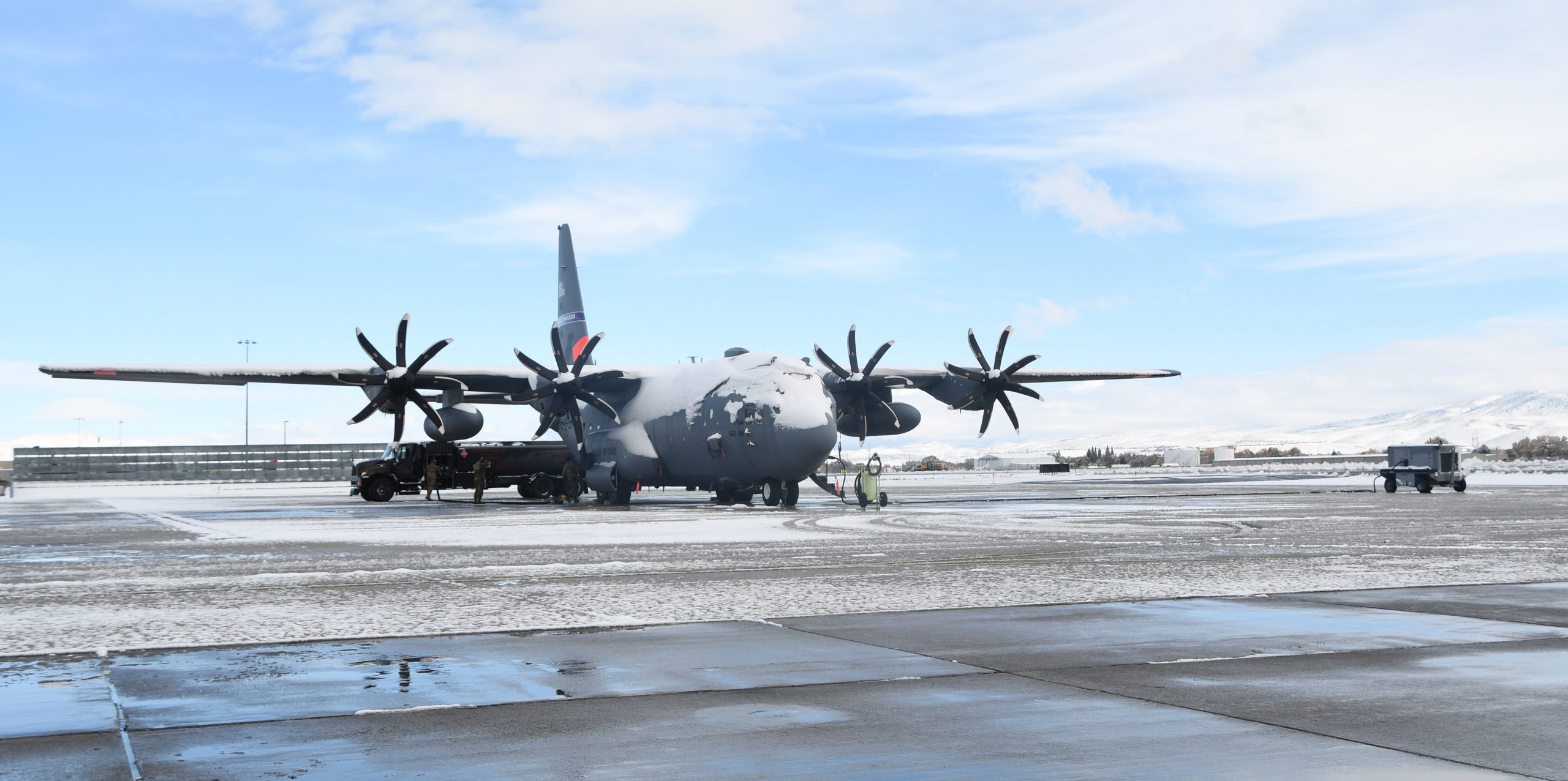 Senators Seek Road Maps for C-130, LC-130 Fleets | Air & Space Forces ...