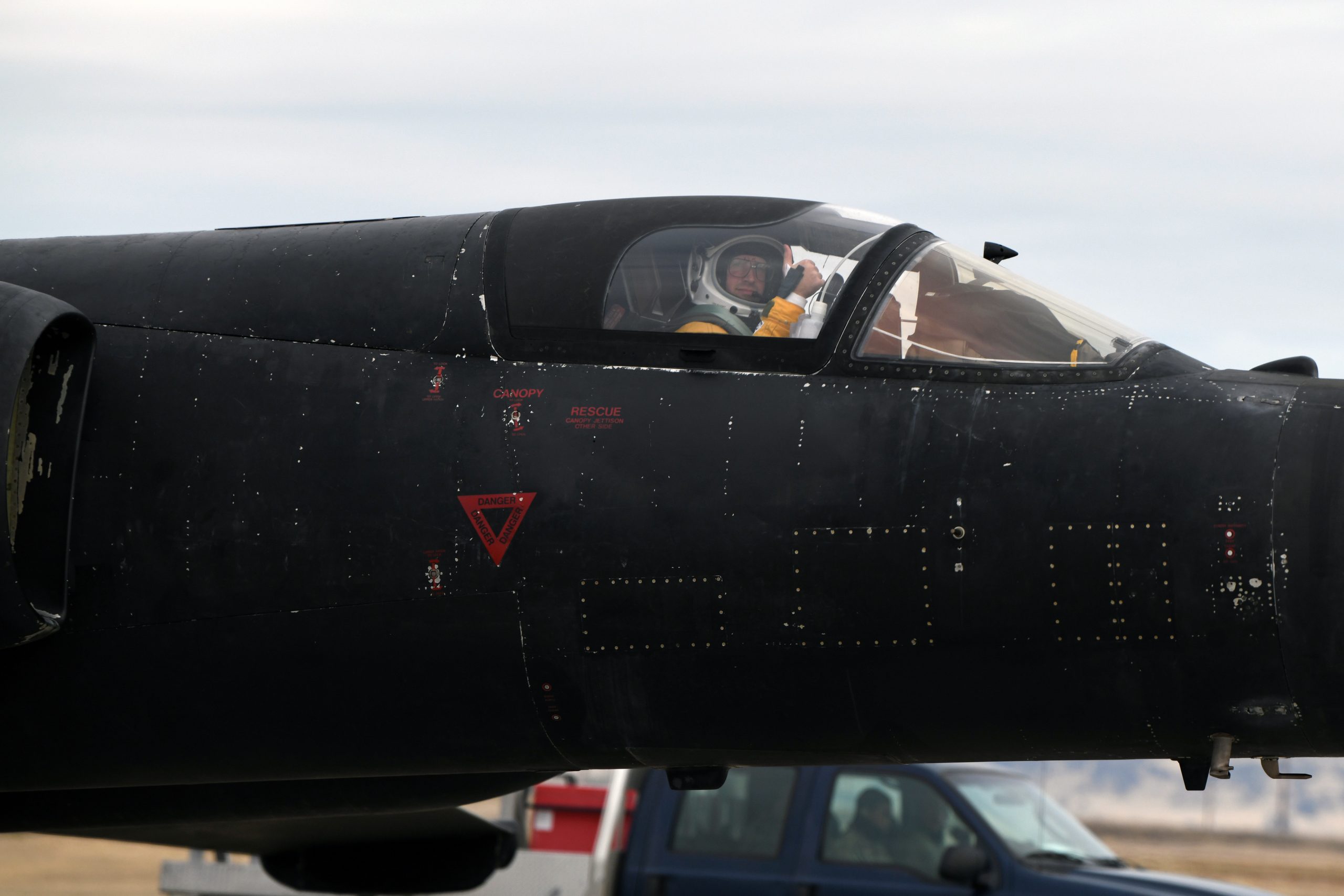 U-2 Flies with Artificial Intelligence as Its Co-Pilot | Air & Space ...