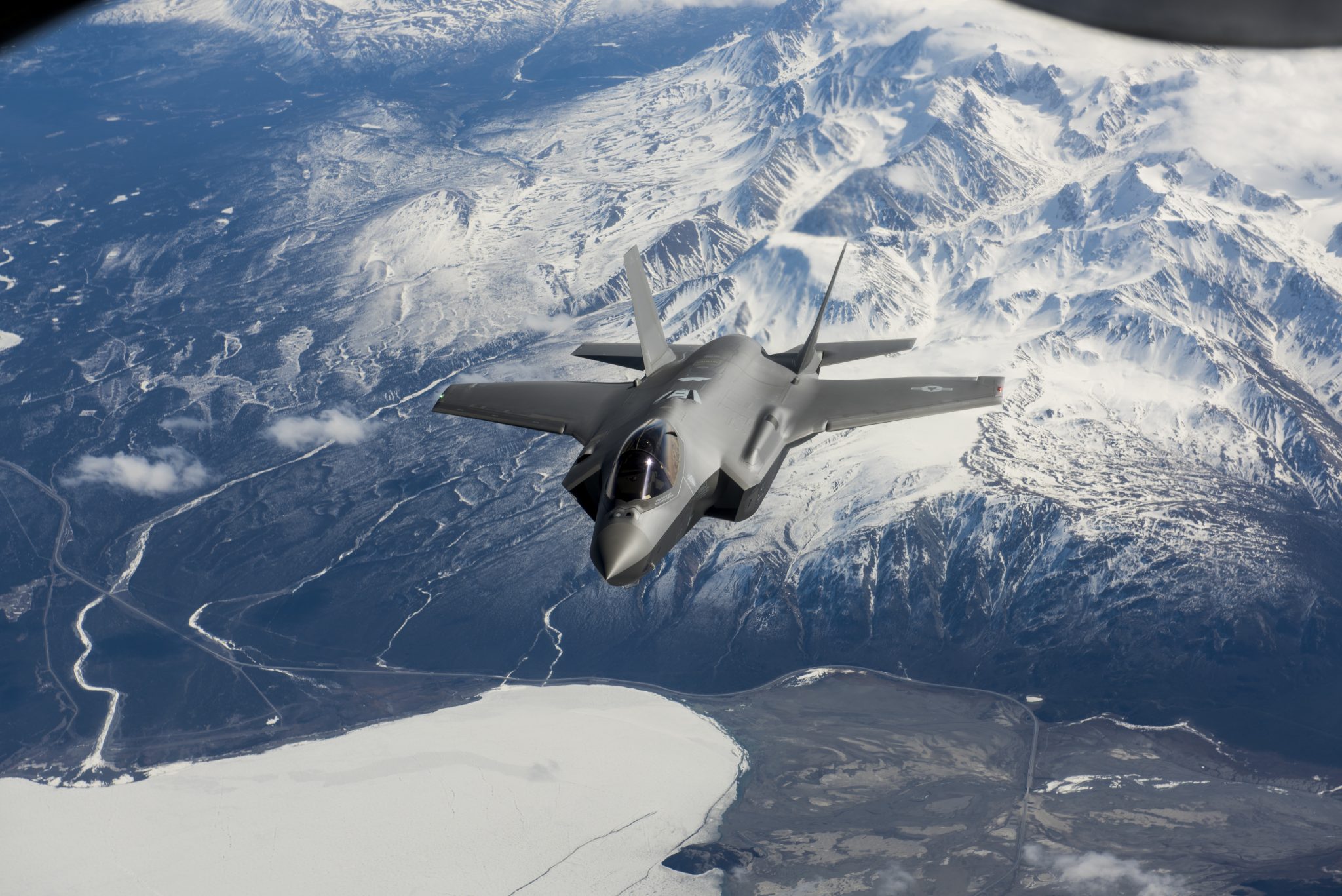 Report: USAF Can Relocate Fighter Squadrons, Go Virtual to Improve ...