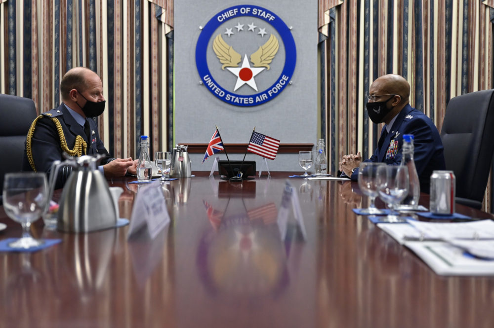 UK Planning Big Steps in Future Fighter Development, Wants to Work With ...