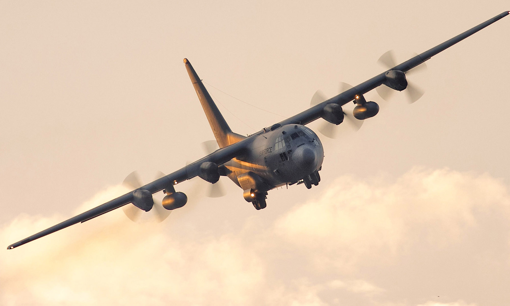 Divestitures and Purchases: USAF’s 2023 Aircraft Plans | Air & Space ...