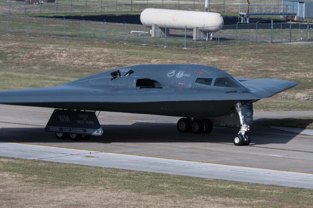 PHOTOS: Eight B-2s Gather for Rare ‘Elephant Walk’ of Stealth Bomber ...
