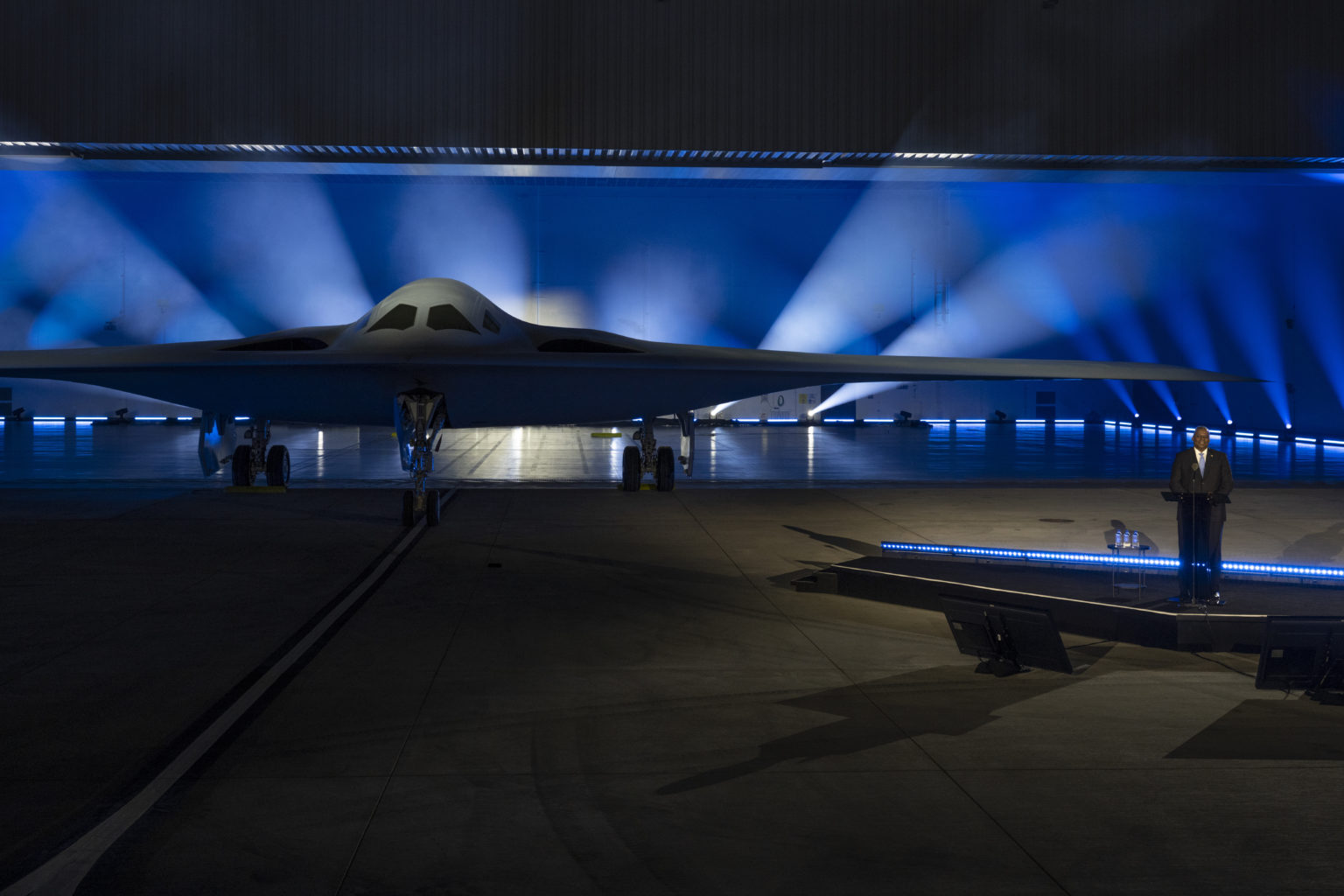 Eight Features That Show the New Raider is Not the B-2.1 | Air & Space ...