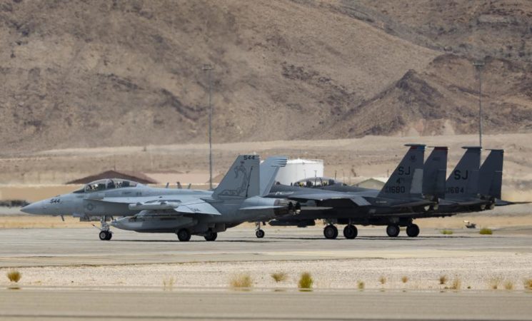 U.S. Navy aircraft Archives | Air & Space Forces Magazine
