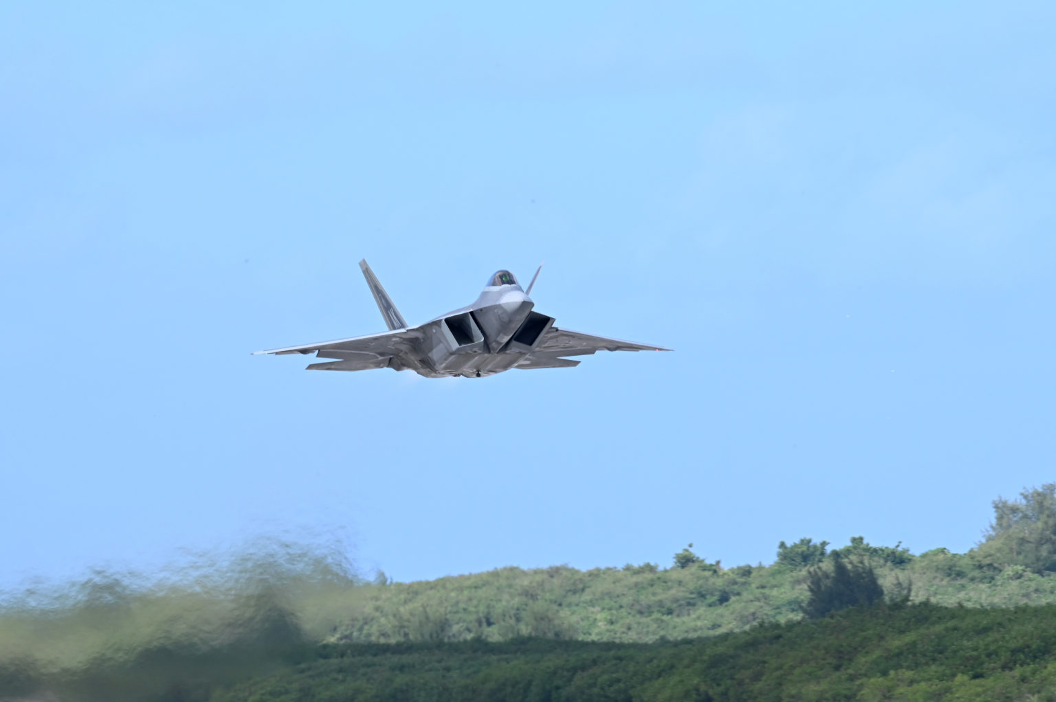 Photos: F-22s Deploy to Tinian for First Time as Part of ACE Exercise ...
