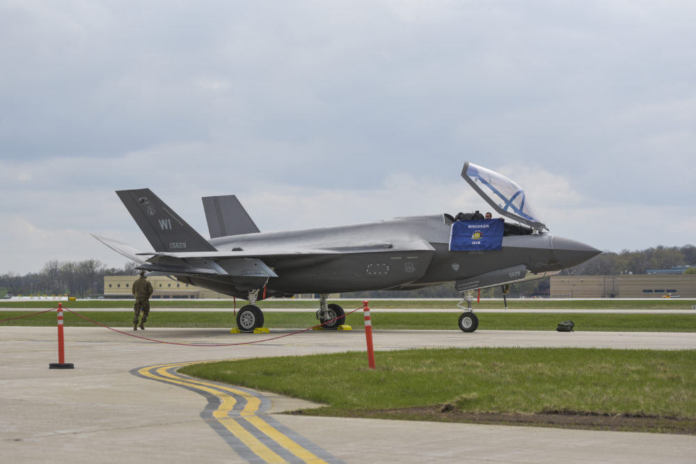 Wisconsin Guard Wing Accepts First 3 F-35s