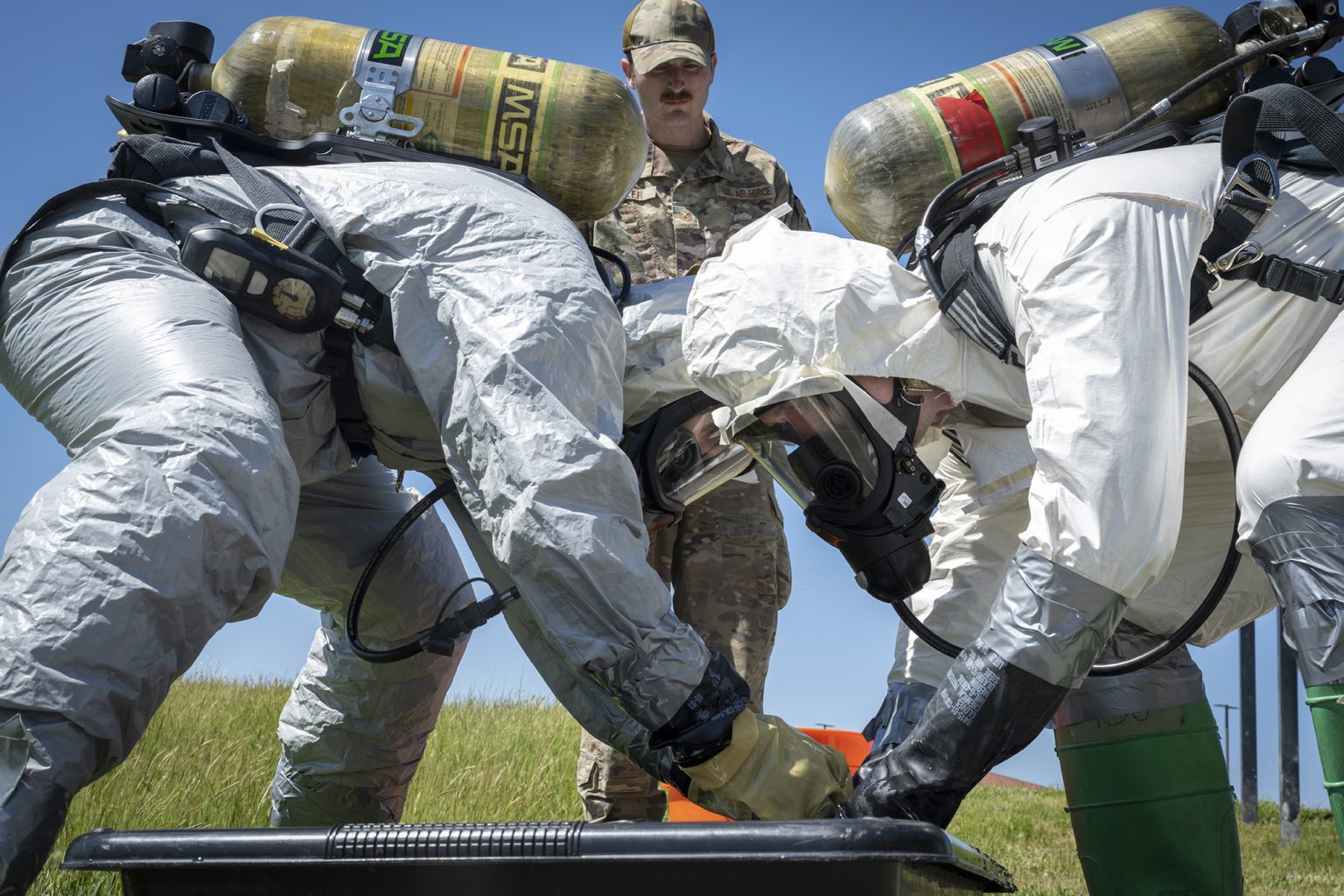 2023 USAF & USSF Almanac: Pay & Allowances | Air & Space Forces Magazine