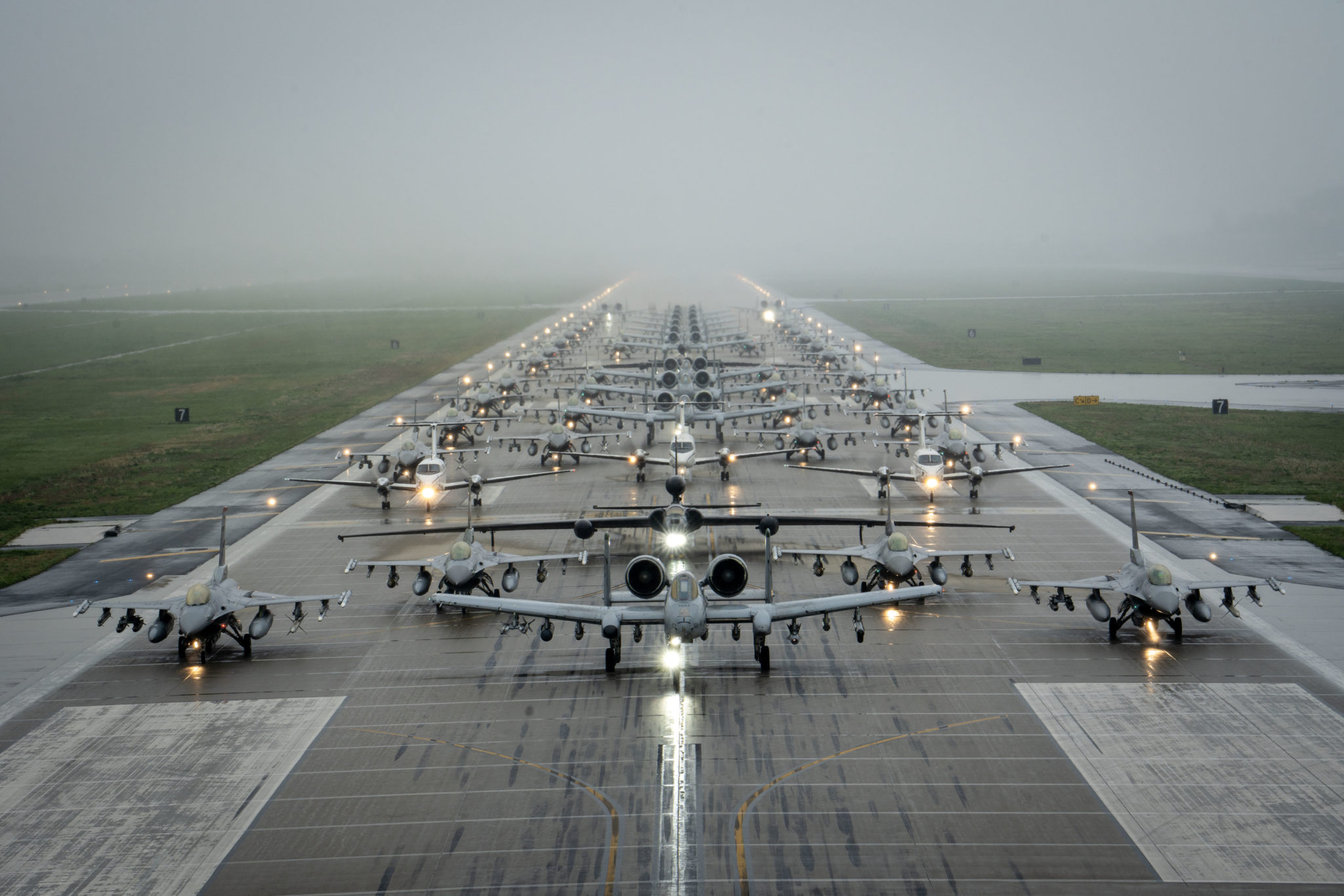 PHOTOS: Osan ‘Mammoth Walk’ Mobilizes More than 50 Aircraft