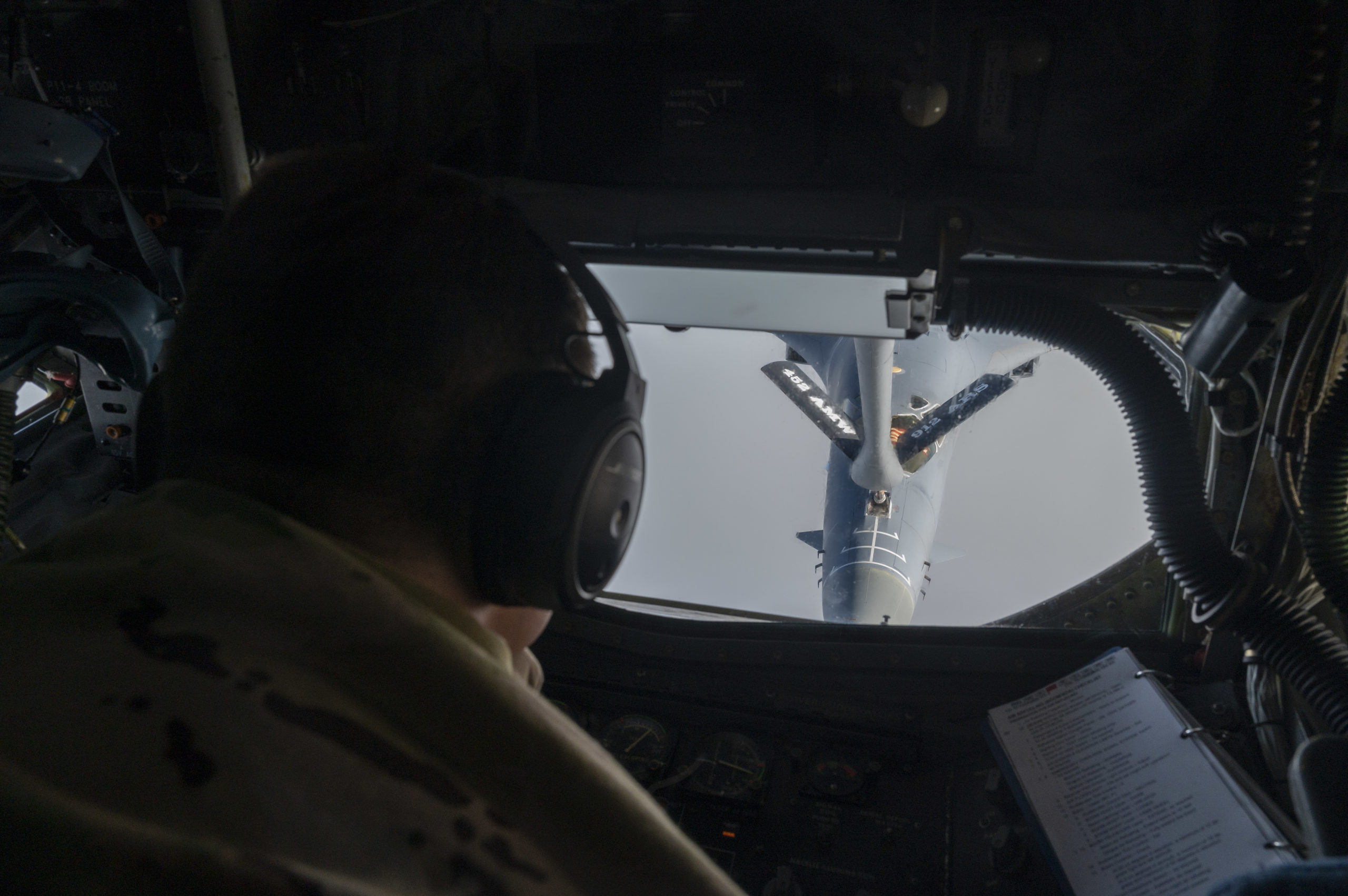 PHOTOS: US Flexes 'Overwhelming Power' in Middle East with B-1 Mission