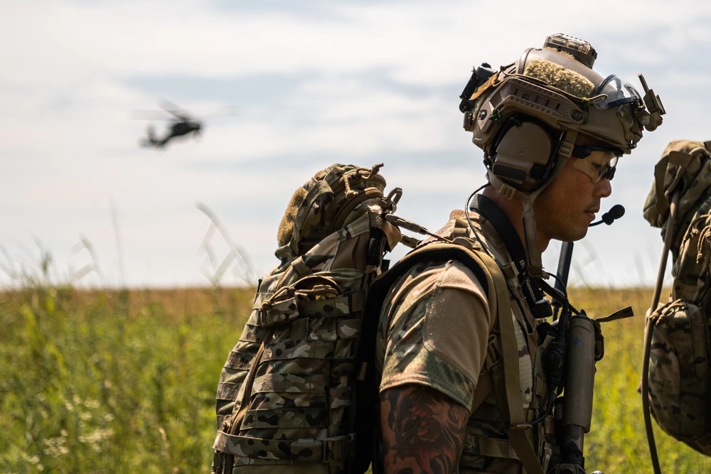 Airmen Compete For ‘Top TACP’ Title, as Air Force Plans Deep Cuts to ...