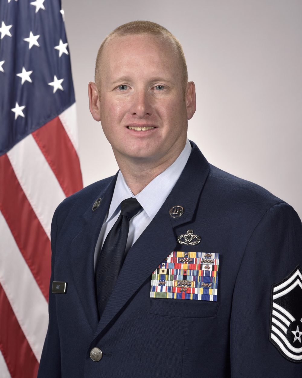 Outstanding Airmen of the Year: Senior Master Sgt. Justin S. Cruz | Air ...