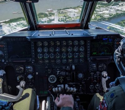 C-17s To and From Israel | NRO and USSF Partner | New B-52 Cockpit ...