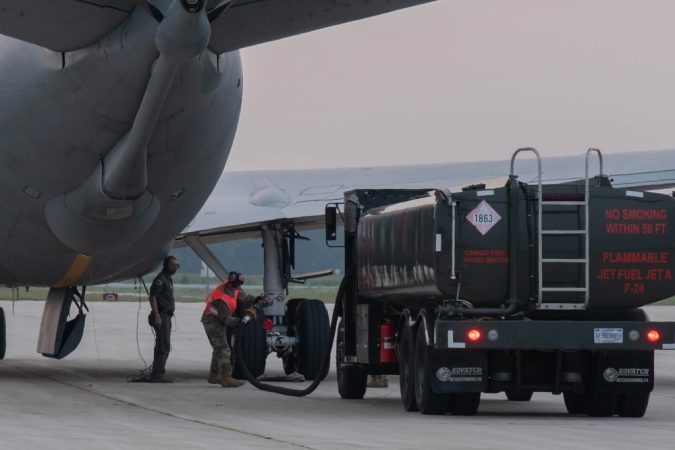 Why Air Force Tanker Crews Are Training To Pump Their Own Gas