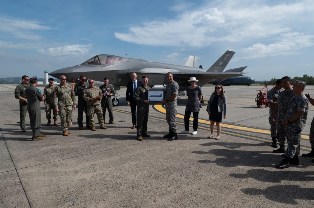 PHOTOS: In Brunei, USAF F-35s Are First 5th-Gen Fighters to Land on ...