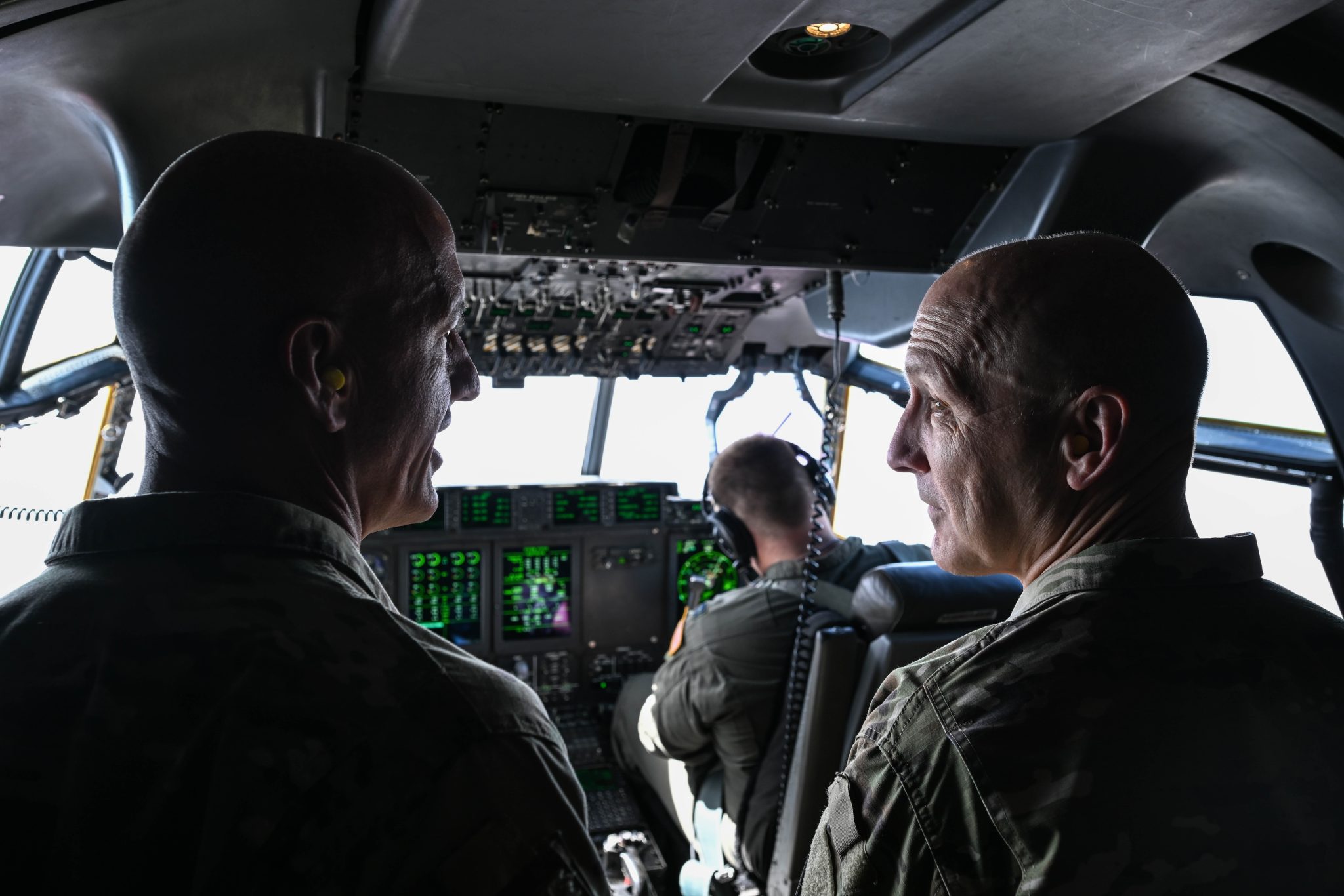 How Air Force Moves in the Middle East Fit with Deployment Plans