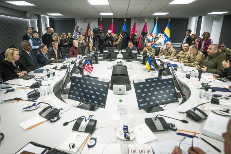 Austin Makes Surprise Visit to Ukraine with a Focus on Air Defense