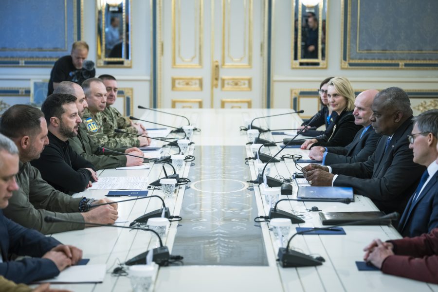 Austin Makes Surprise Visit to Ukraine with a Focus on Air Defense