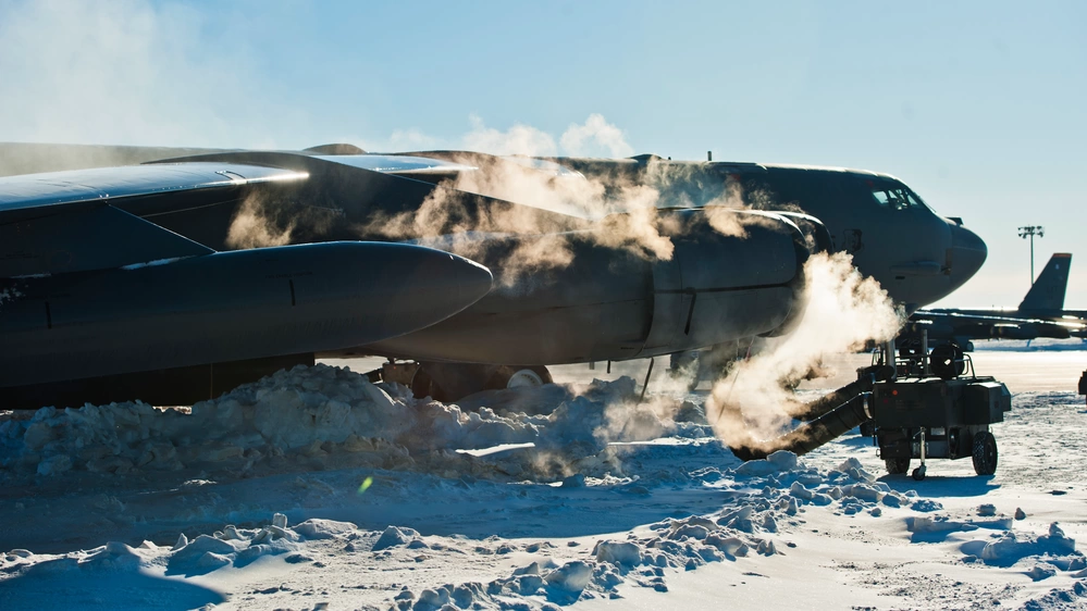 New B-52 Engine Covers Keep Ice Away in Harsh Winters