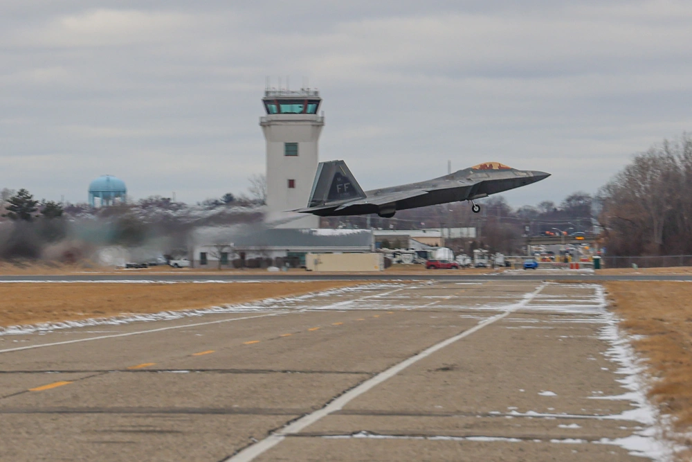 Air Force Revives Air Race With an F-22 ACE Twist