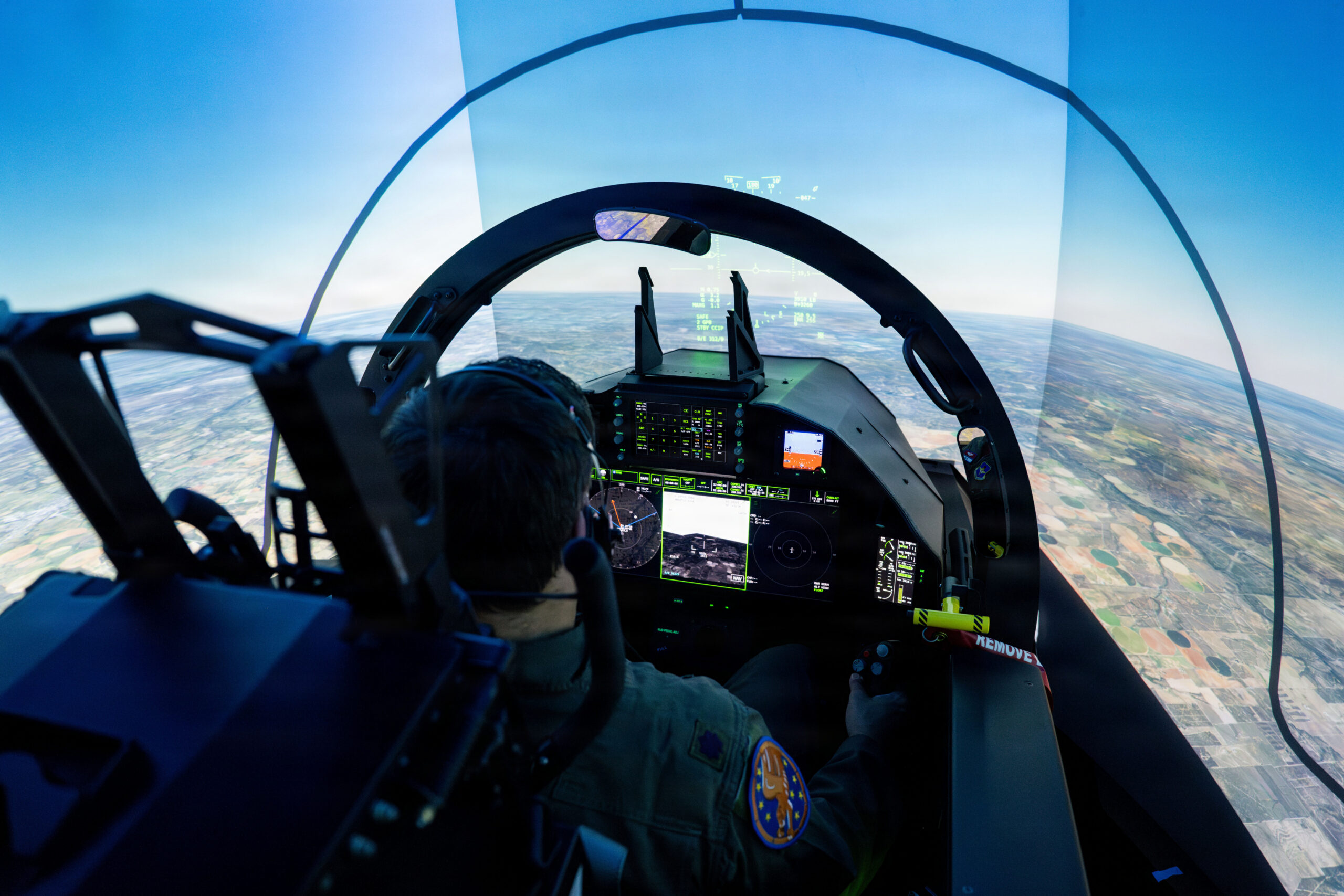 T-7 Simulator Blurs the Lines Between Live and Virtual Flying
